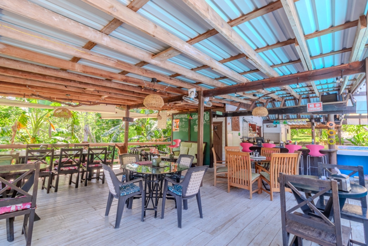 Guava Grill - Guava Grove Resort & Villas